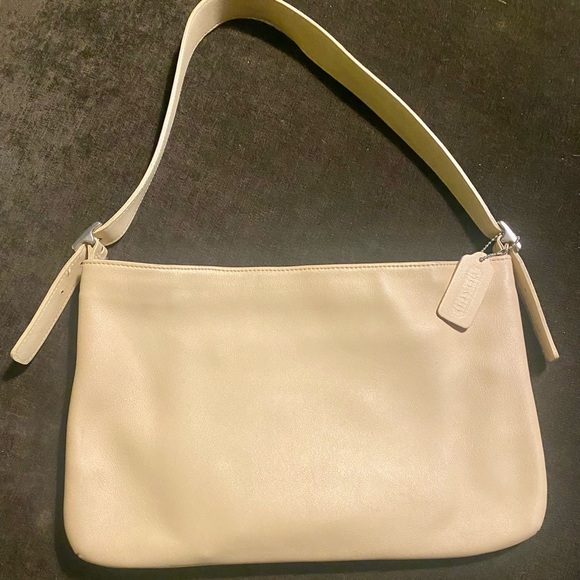 Coach | Bags | Vintage Coach Leather Shoulder Bag In Cream | Poshmark